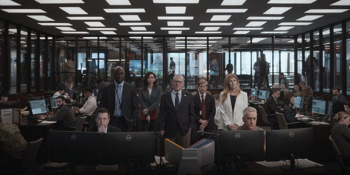 Robert de Niro Investigates a Cyberattack in Star-Studded ‘Zero Day ...