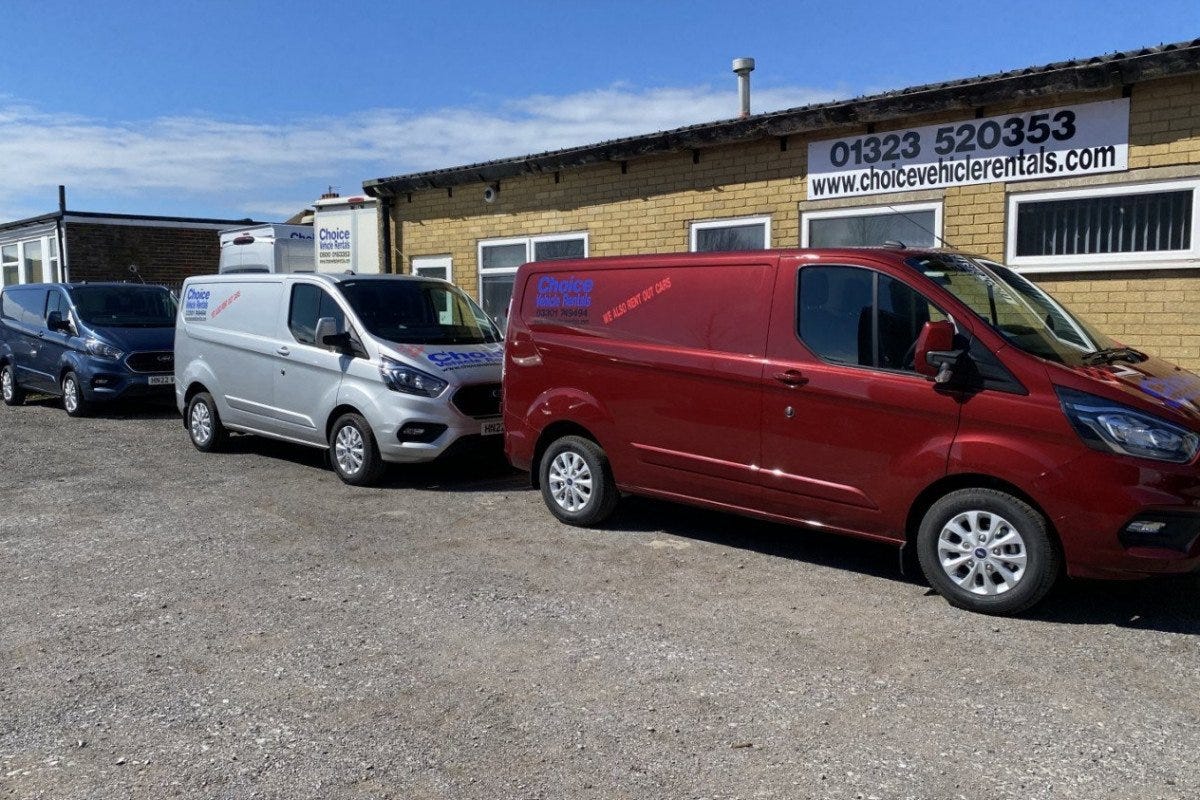 7-seater van — The best option for group travel | by Choice vehicle ...
