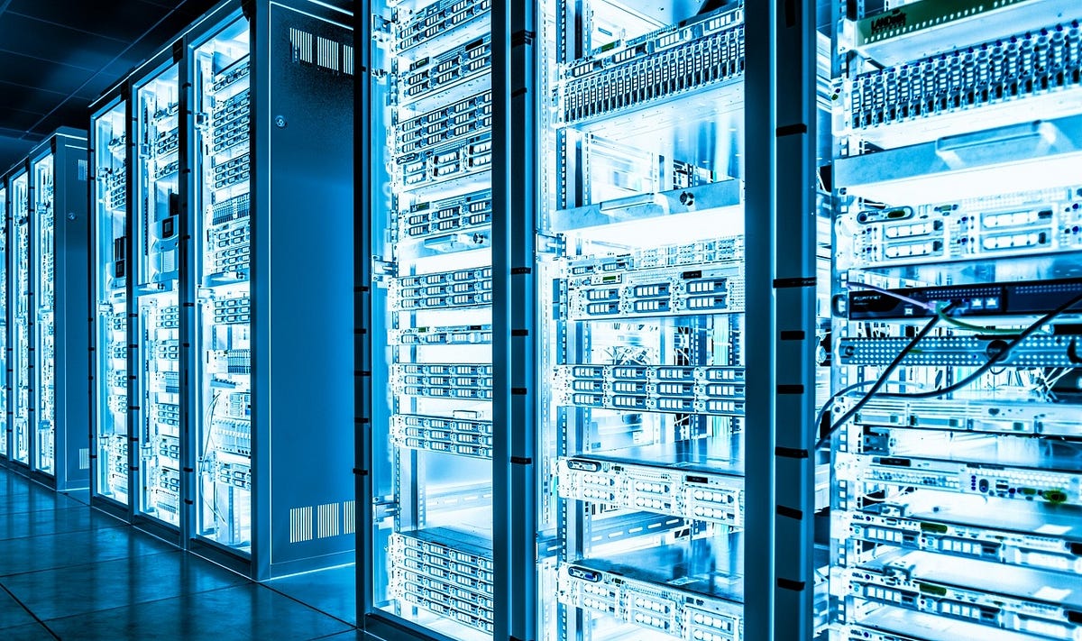 Server Cluster Benefits: Deliver Maximum Performance | by ZEMIM | Medium