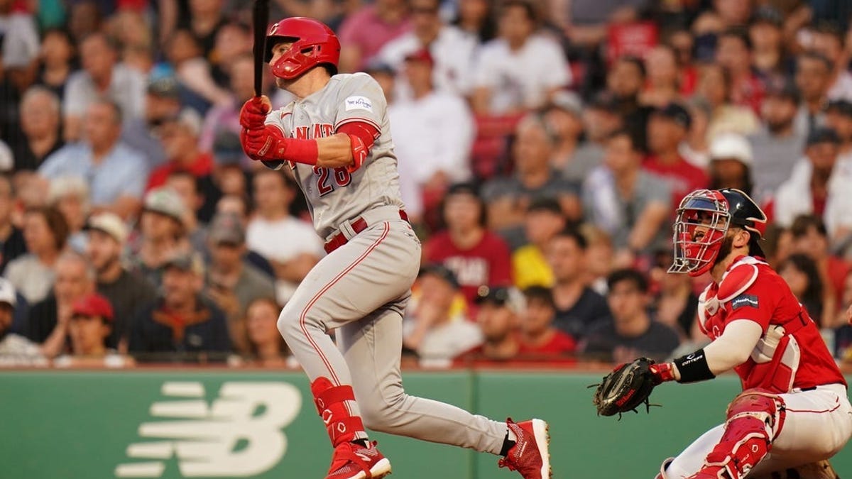 Red Sox lose Chris Sale to injury, but still manage with Reds | by 92 ...