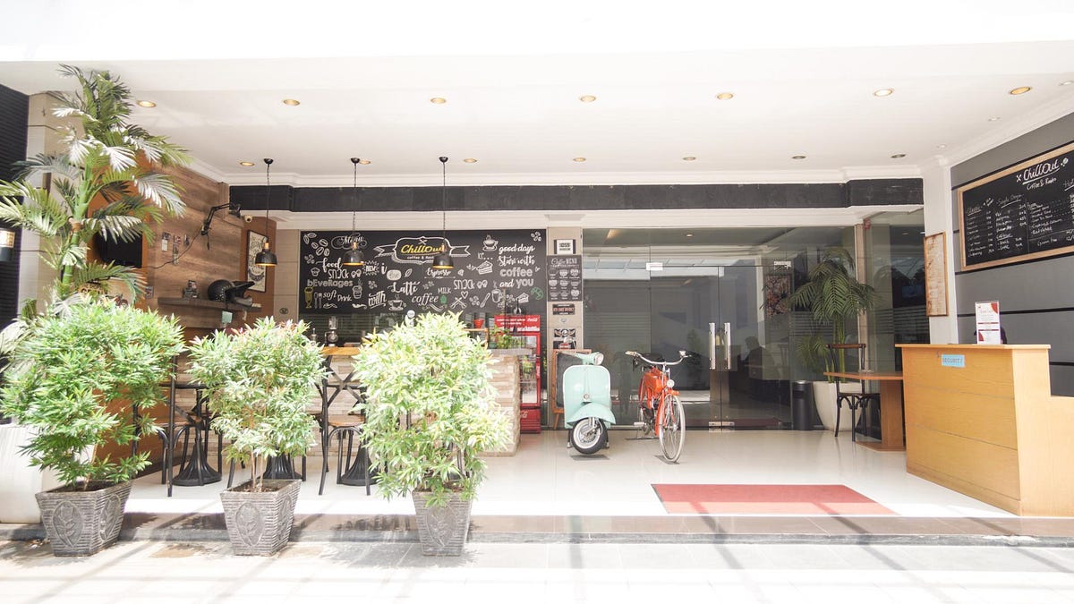 Review New Raja Residence Hotel Dekat Kebayoran Lama Jakarta Indonesia ...