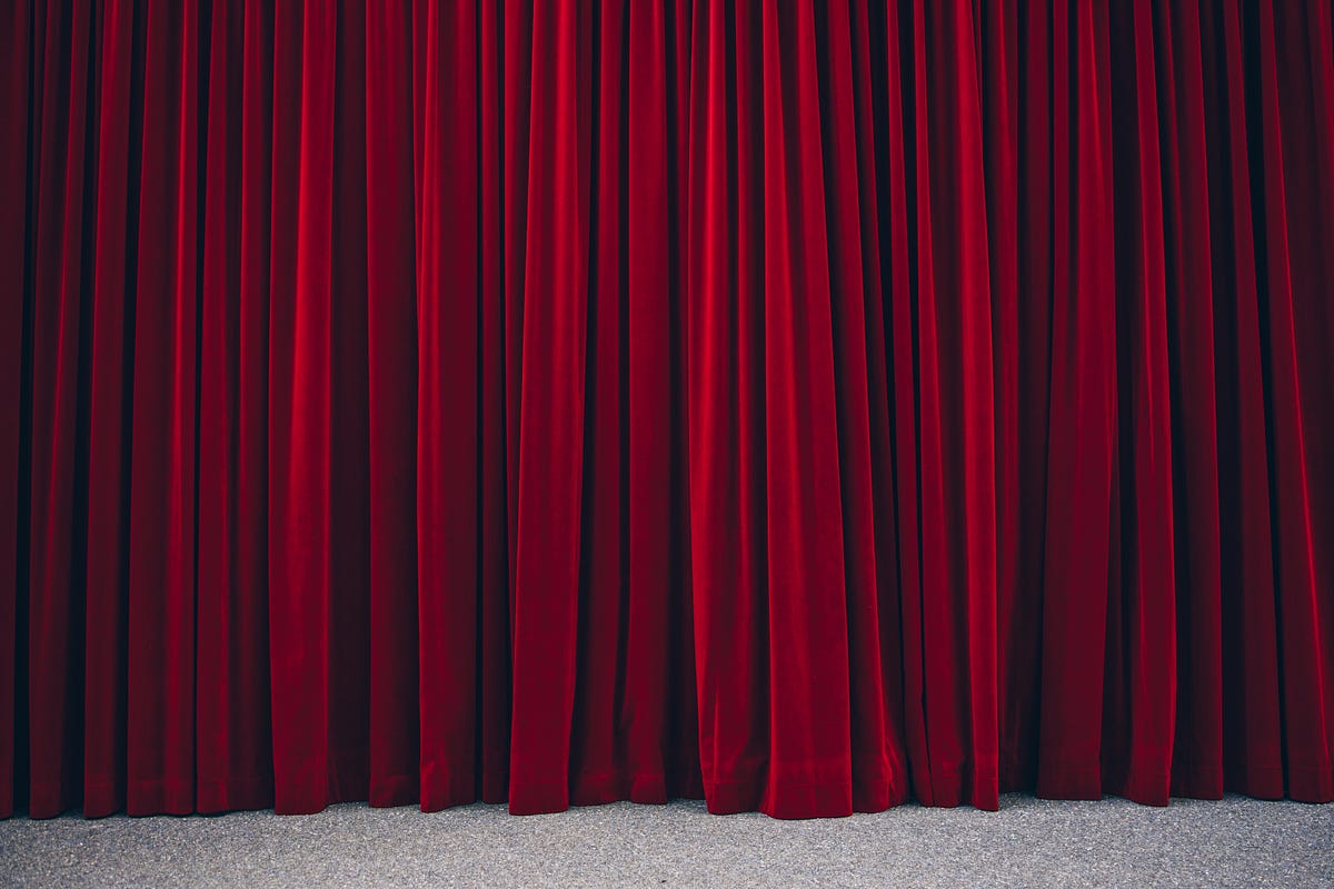 Lifting The Curtain - Nova - Medium