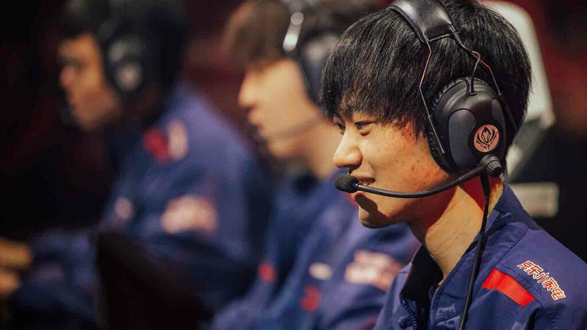 League of Legends: Team China’s Epic Victory | by Esportdirectory | Sep ...