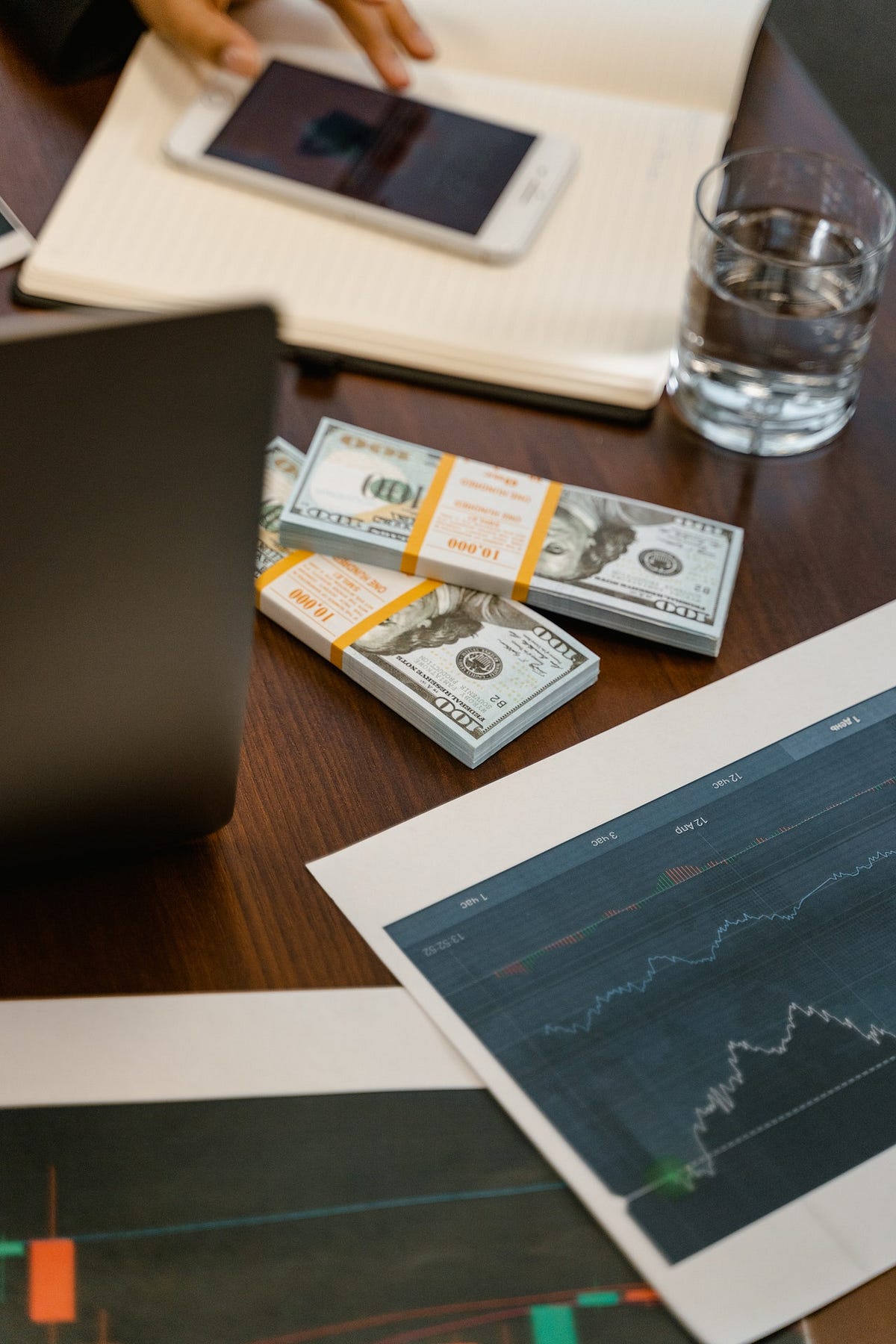 What every consumer should know about bank failures | by Rama Magazine ...
