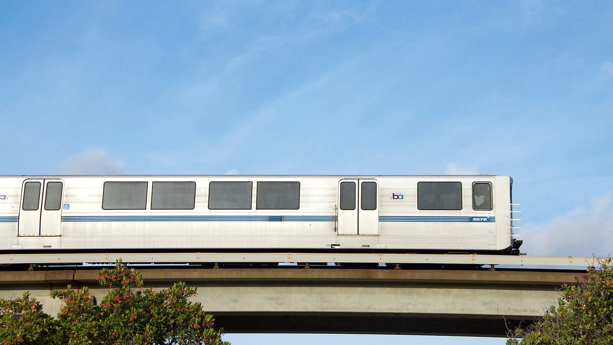 Real-time BART Commute Mapping, Part 2: Building a Web Map | TomTom ...