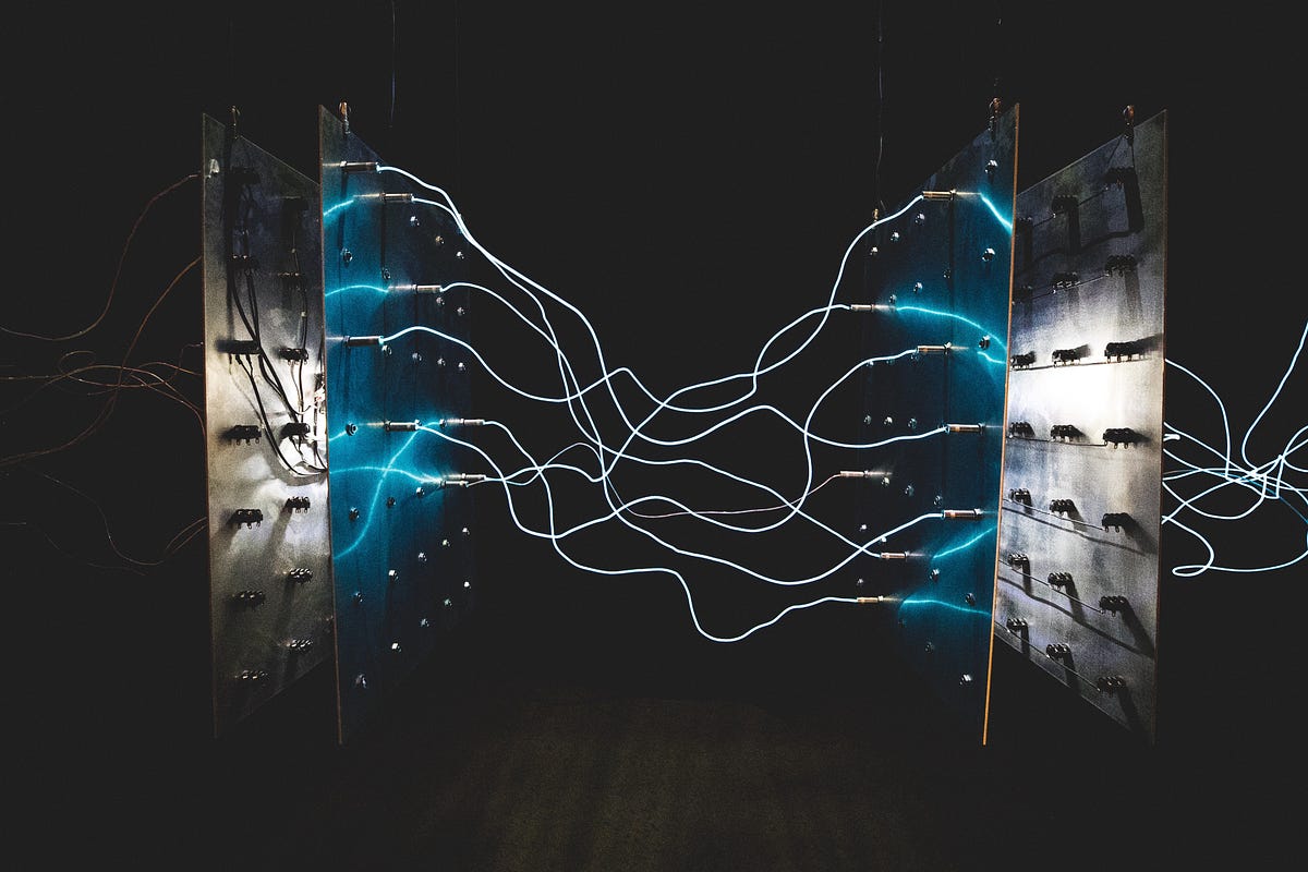 Autoencoders and the Denoising Feature: From Theory to Practice | by Lucas Robinet | Towards ...