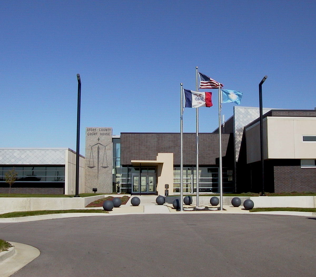 How to Send Books to Story County Jail, Iowa Including Magazines ...