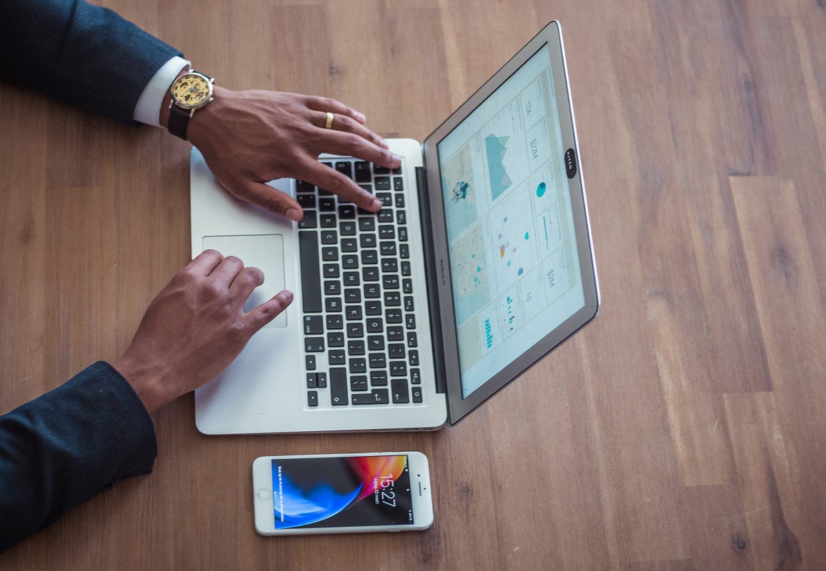 Tracking Machine Learning Model Instances | by Himanshu Sharma ...