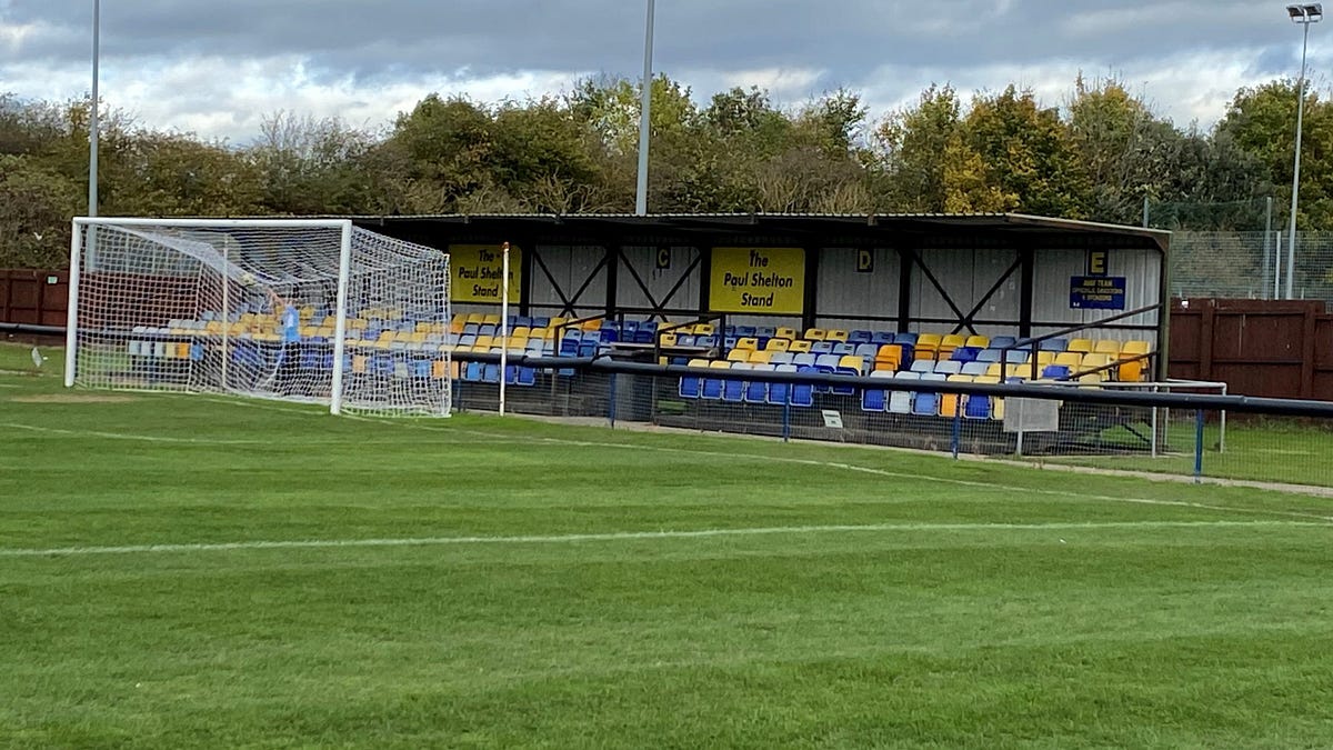Chase chuck away chances: Carlton Town 2–1 Chasetown | by Tom Bowen ...