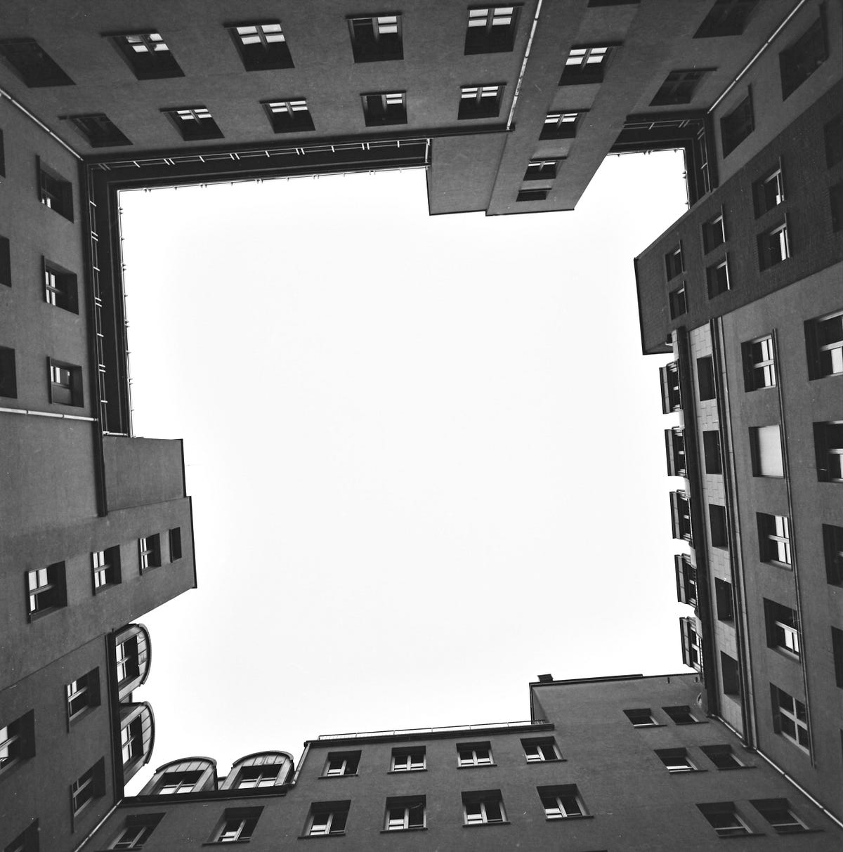 Luoghi in bianco e nero, di Luca Scarpa (EDITORIAL) | by Casa di ...