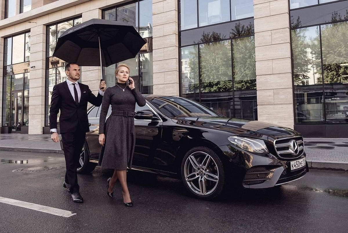 Experience VIP Treatment: A Day in the Life of Elite Limo LI Airport Transfer Service | by Elite ...