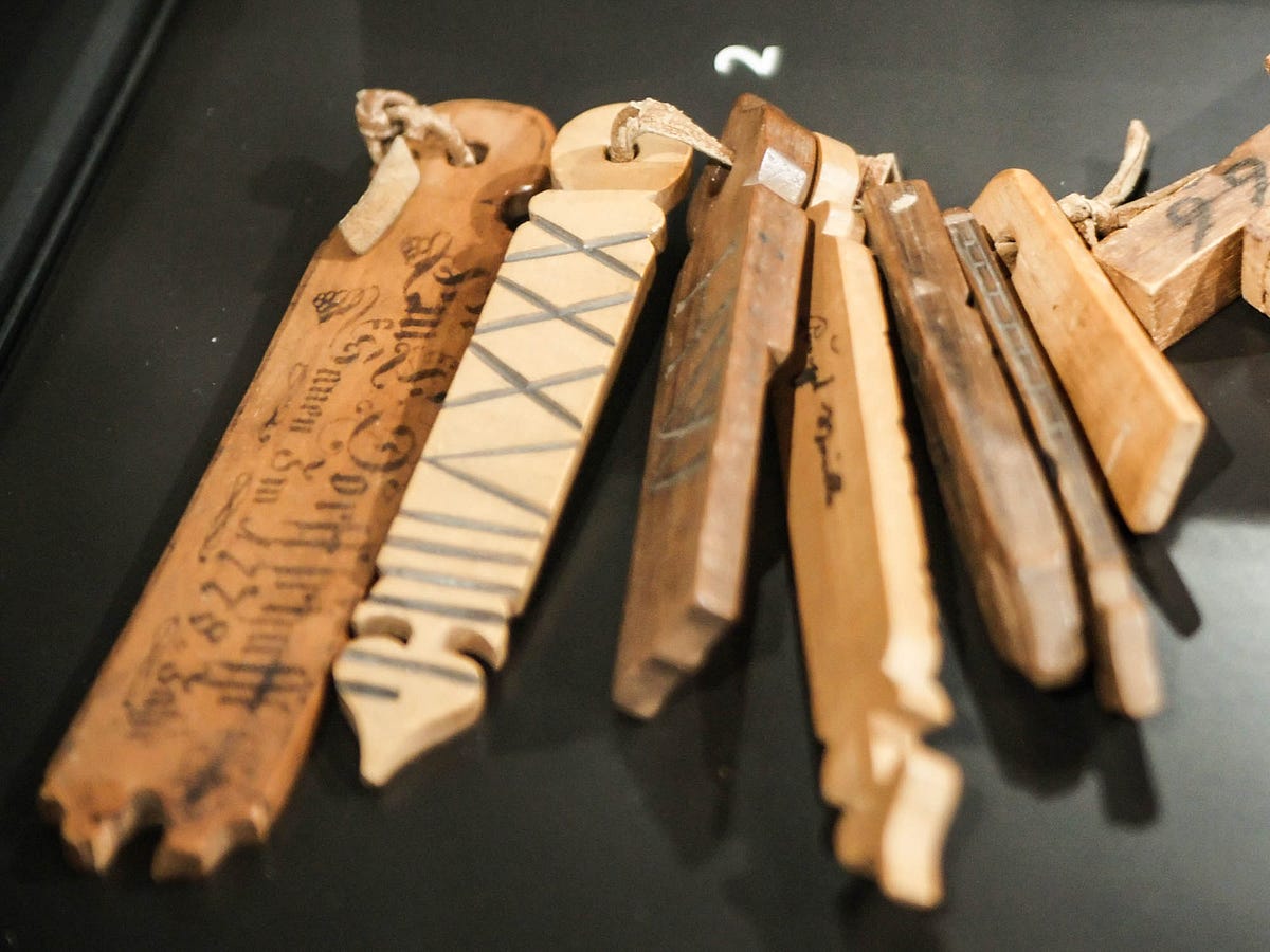 From Tally Sticks to Blockchains. A transcript of a talk by Sebastián ...