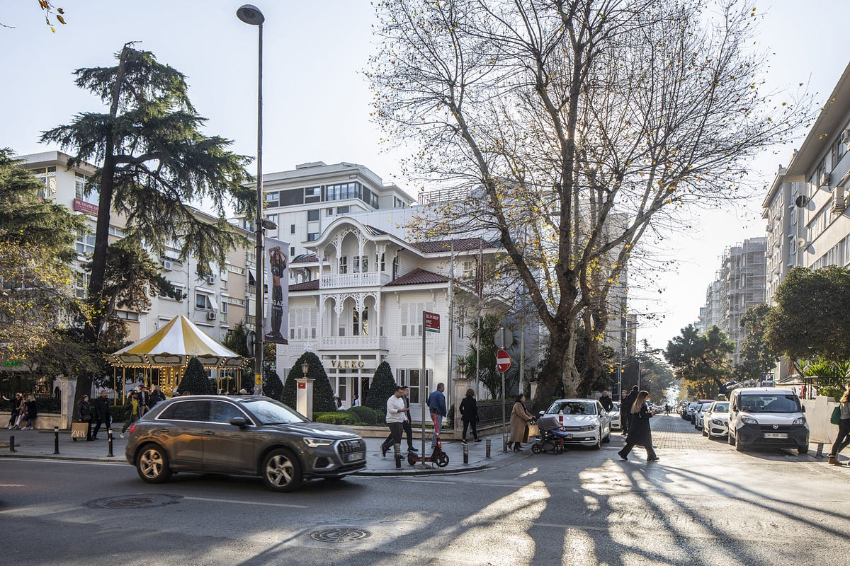 Bagdat Avenue: A long road with almost everything you need | by Radolar ...