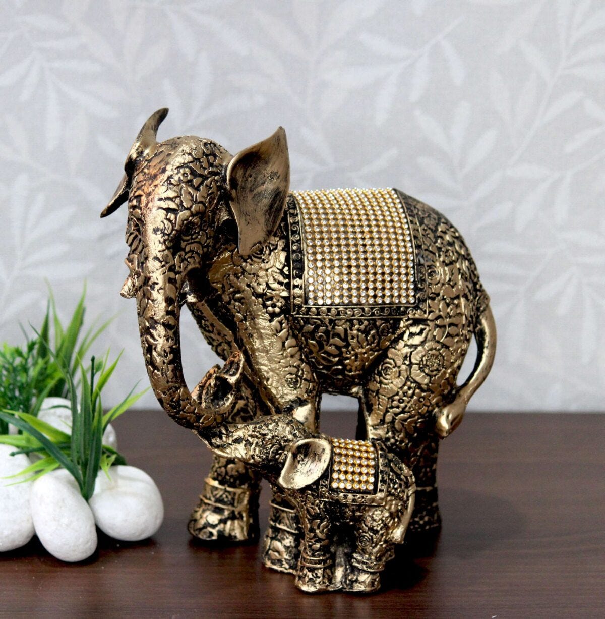 ELEPHANT Handcrafted Antique Finish Elephant with Child Decorative ...