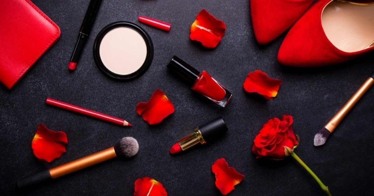 Why RED is hot amongst Chinese fashionistas | by BeautyTech.jp ...