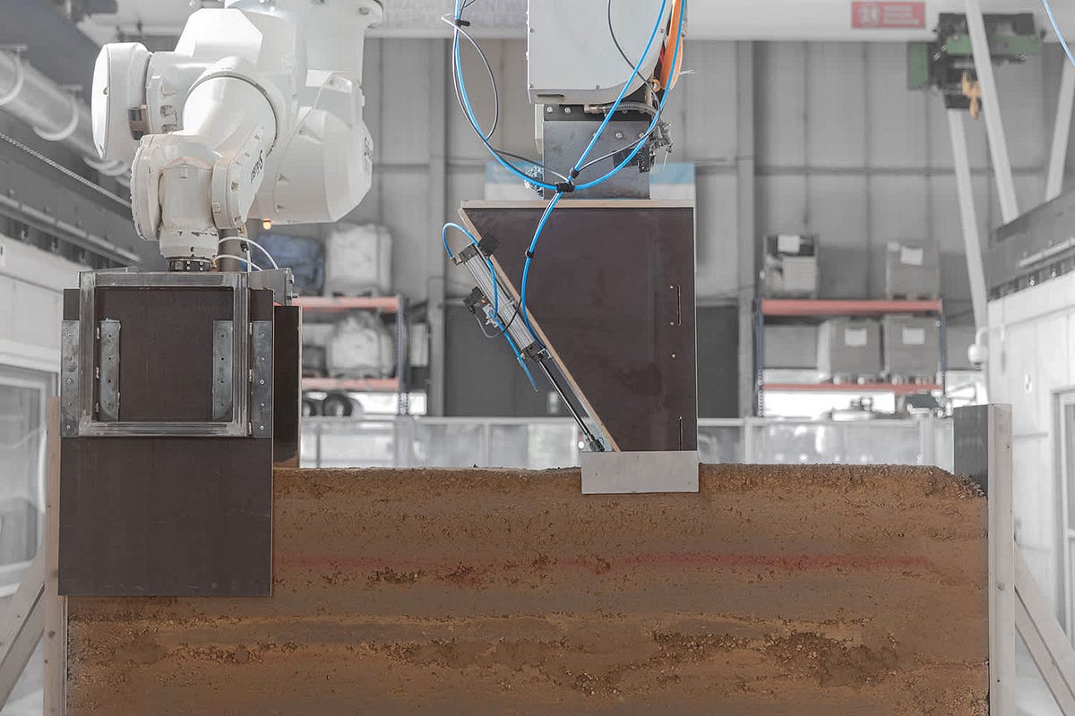 Low-Tech vs. High-Tech: From Mud-Robots to Digital Rammed Earth ...