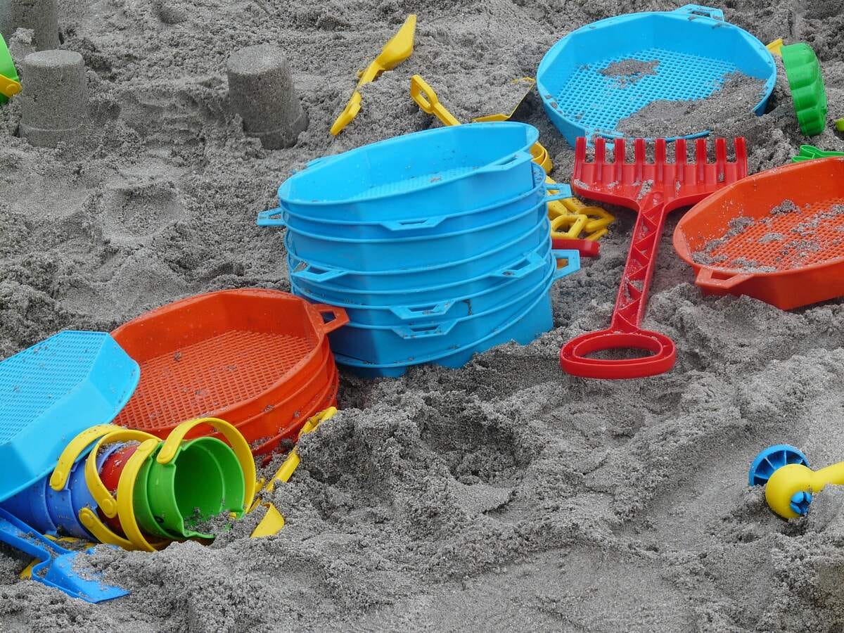 It’s Play in the Sand Day | August 11, 2024 - Checkiday - Medium