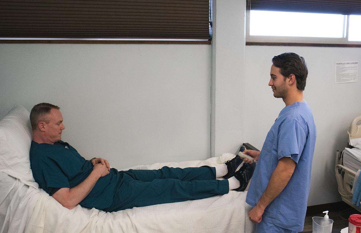 Best CNA Training Programme in Utah - Cnatrainingcentre - Medium