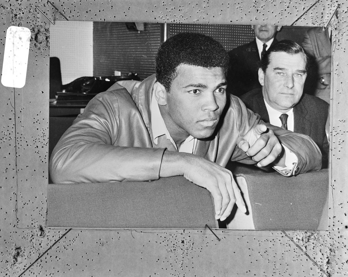 The Best Life Lessons from the Great Muhammad Ali | by Sabir Semerkant ...