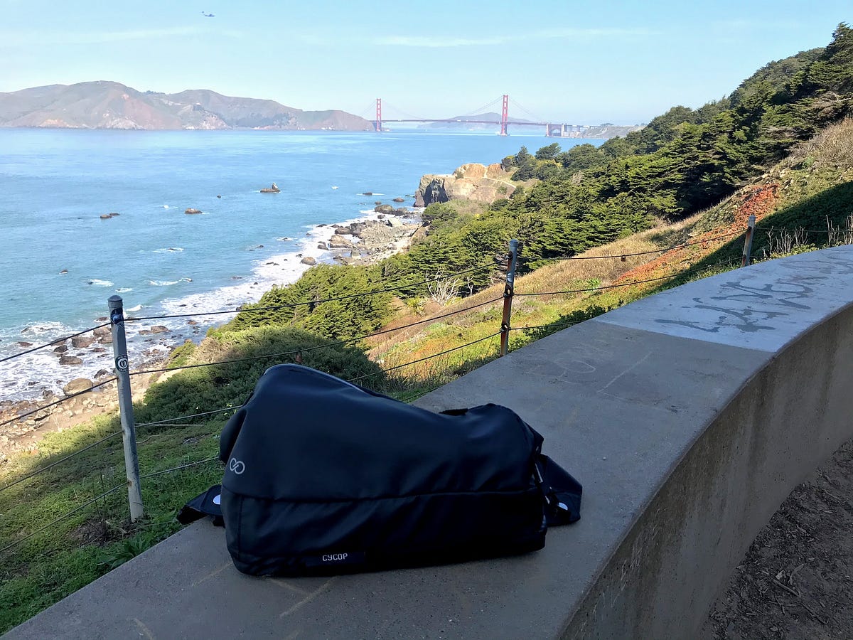 CYCOP DaySling 2.0 Explorer Review | by HL | Pangolins with Packs