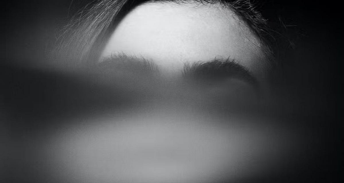 Vanishing designers, guide to risky projects, UI transitions, AI in UX ...