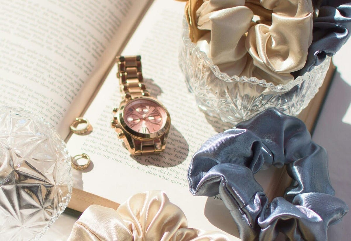 Rose Gold Watch: Style Meets Sophistication - violetbijou - Medium
