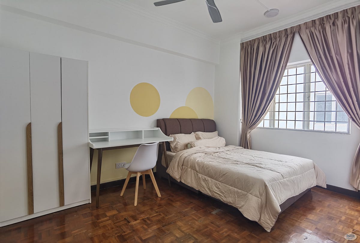 [WALK TO MRT Eko Cheras] Middle Room at Awana Puri, Cheras Taman ...