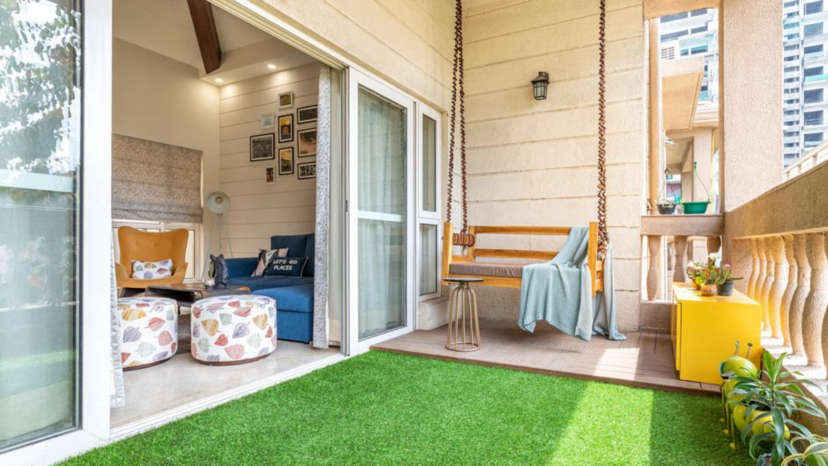 5 Beautiful Jhoola Designs Your Balcony Will Absolutely Love | Interior ...