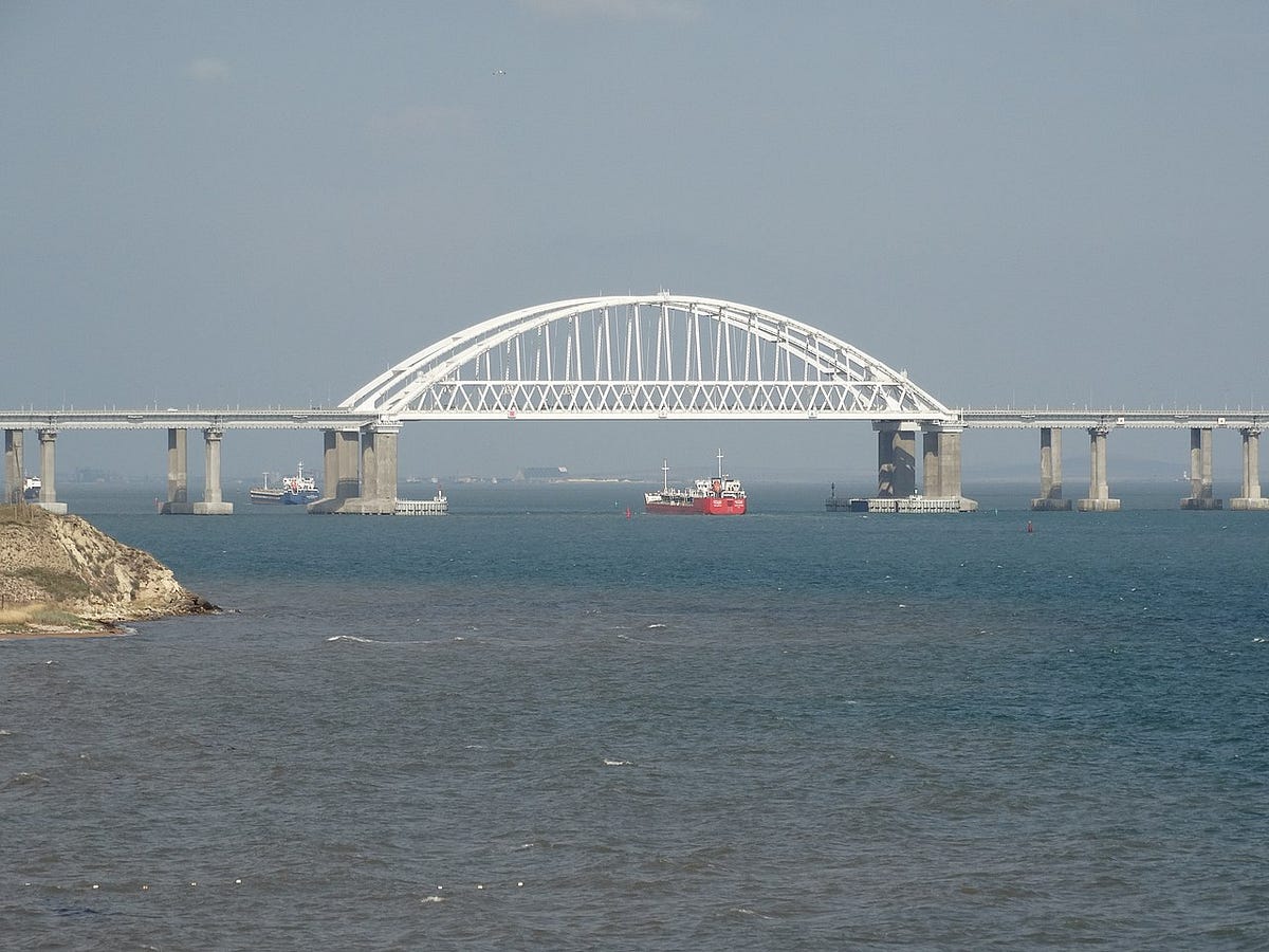 Can Ukraine Destroy the Crimean Bridge That Connects Russia With Crimea ...