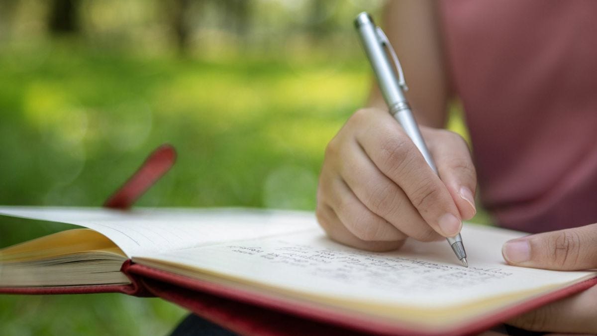 Seven Tips for Writing Effective Poetry | by Ds Traylor | The Hub ...