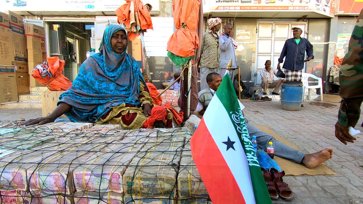 Competing Currencies in Stateless Somalia — Part 1 | by Wenzey | Medium