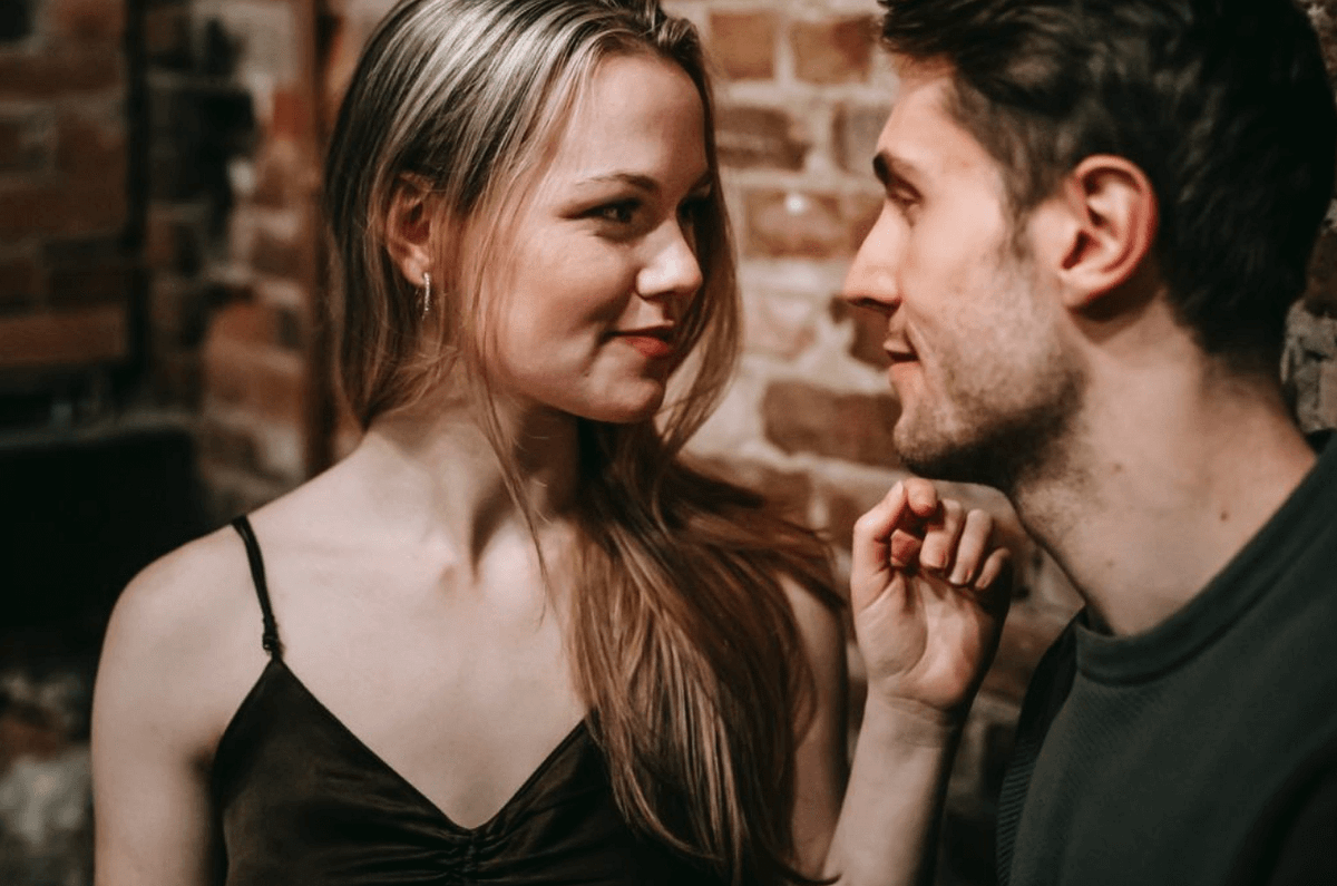 Decoding Attraction: 24 Signs She Wants You to Approach Her | by Alex ...
