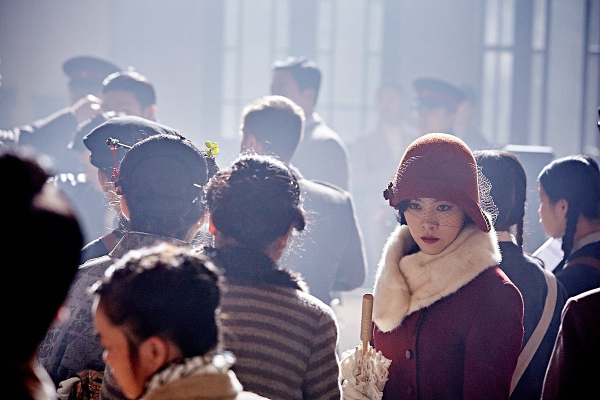Fantastic Fest 2016: THE AGE OF SHADOWS Asks Just How Much a Human Can ...