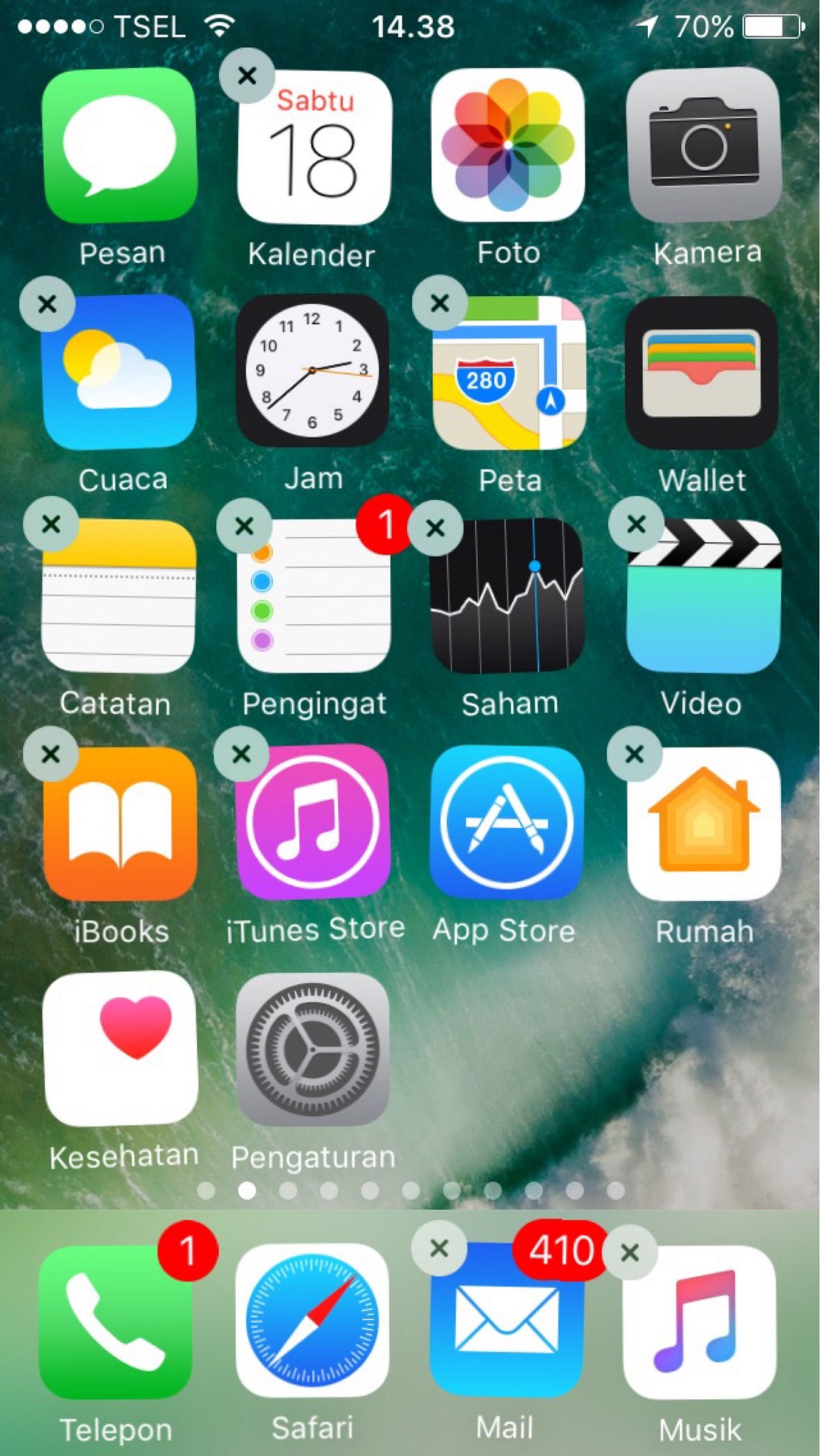 Aplikasi Error di iOS 10 beta 1. Facebook | by Ariyadi Kartosetomo | Medium