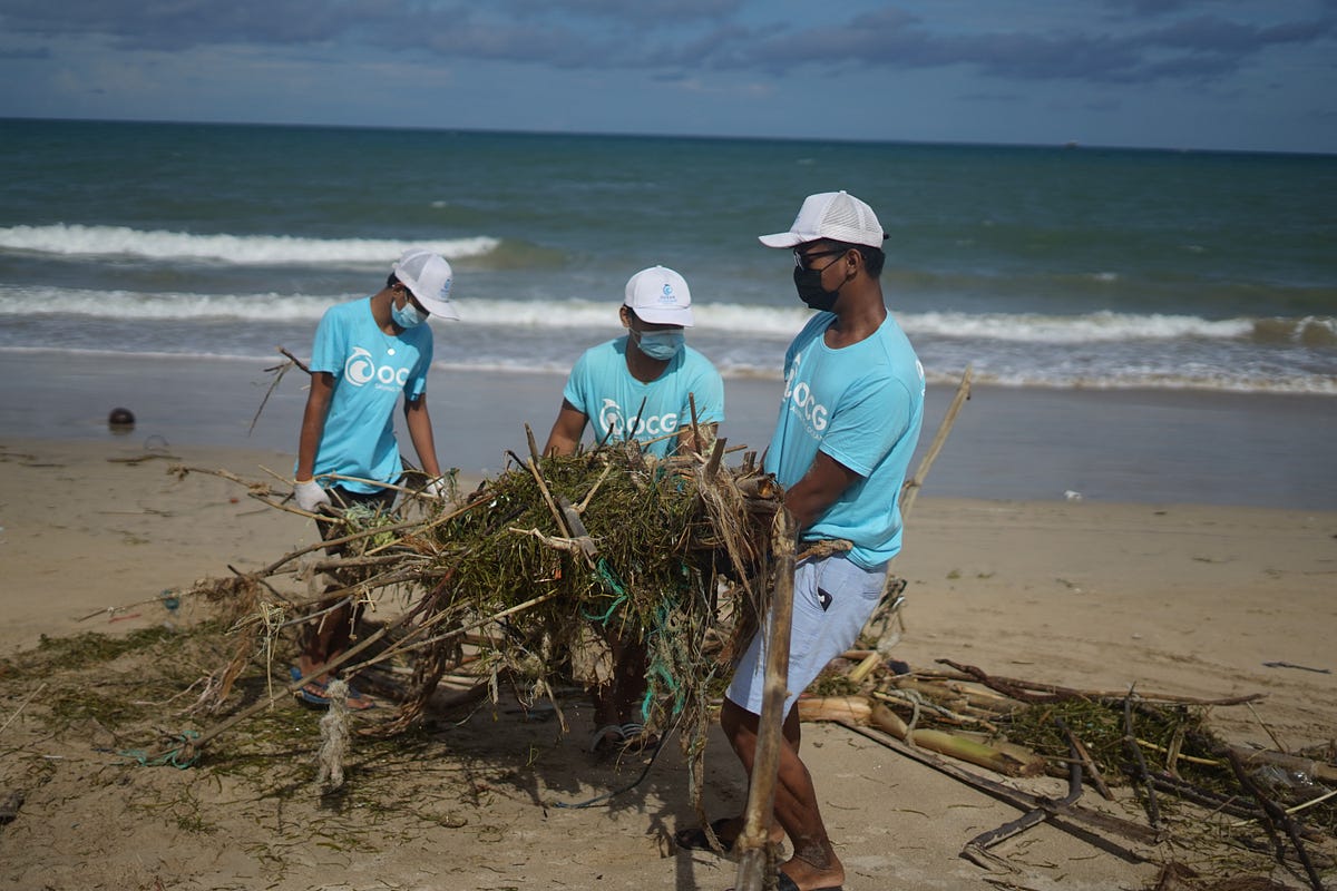 The challenges of long-term volunteering | by Meaningful Travel | Medium