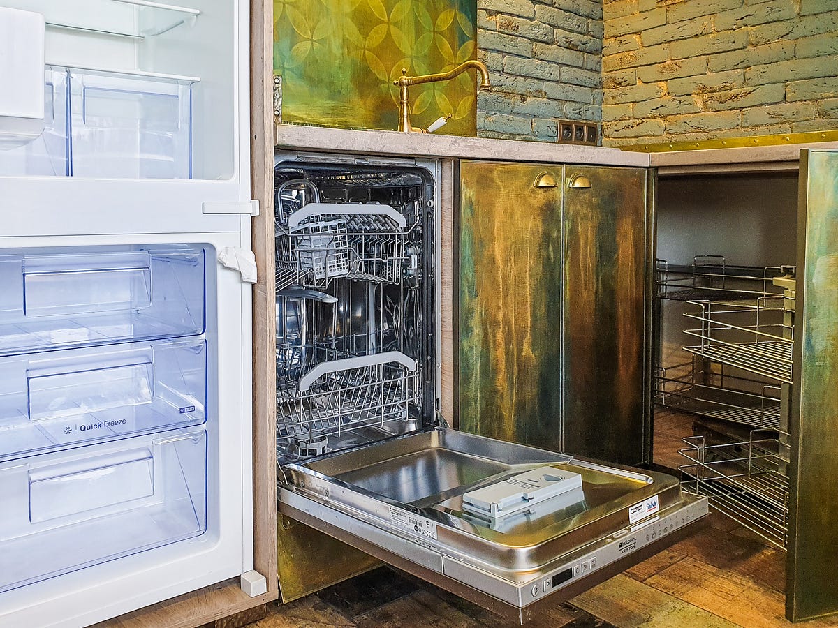 How to clean dishwasher with vinegar and baking soda | by DishwasherUSA ...