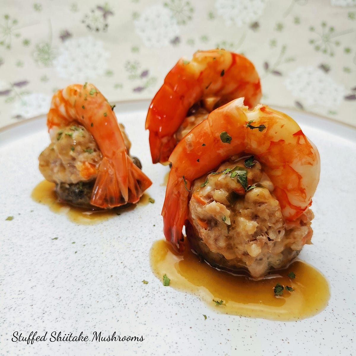 How to de-vein a prawn?. If you can’t stand eating your prawns… | by Mr ...
