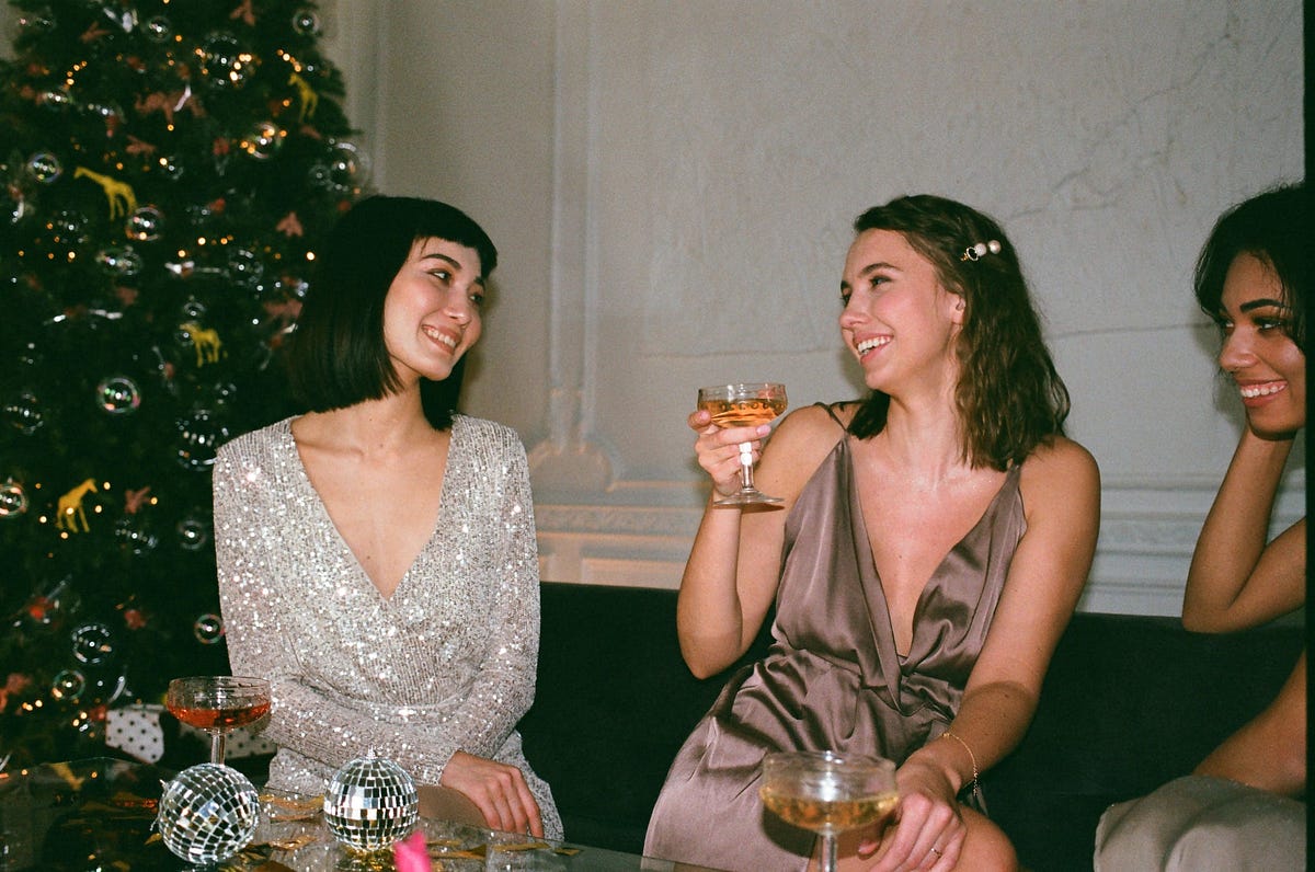 Women Do Talk About Their Sex Lives With Each Other — Here’s What They ...