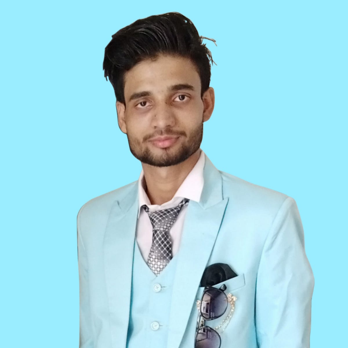 GUFRAN NZB SHAIKH - Gufran Nzb Shaikh - Medium