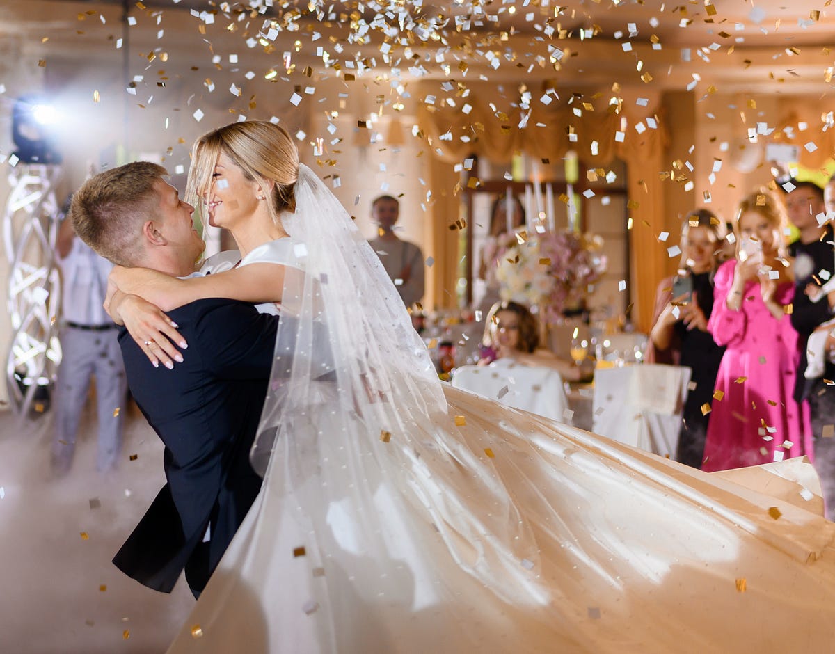 Timeless Ties: A Classic Wedding Venue for Everlasting Memories | by greatEvent | Jun, 2024 | Medium