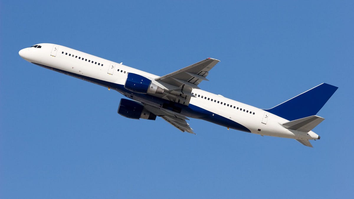 Exploring the Boeing 757: A Comprehensive Guide | by Sanam | Medium
