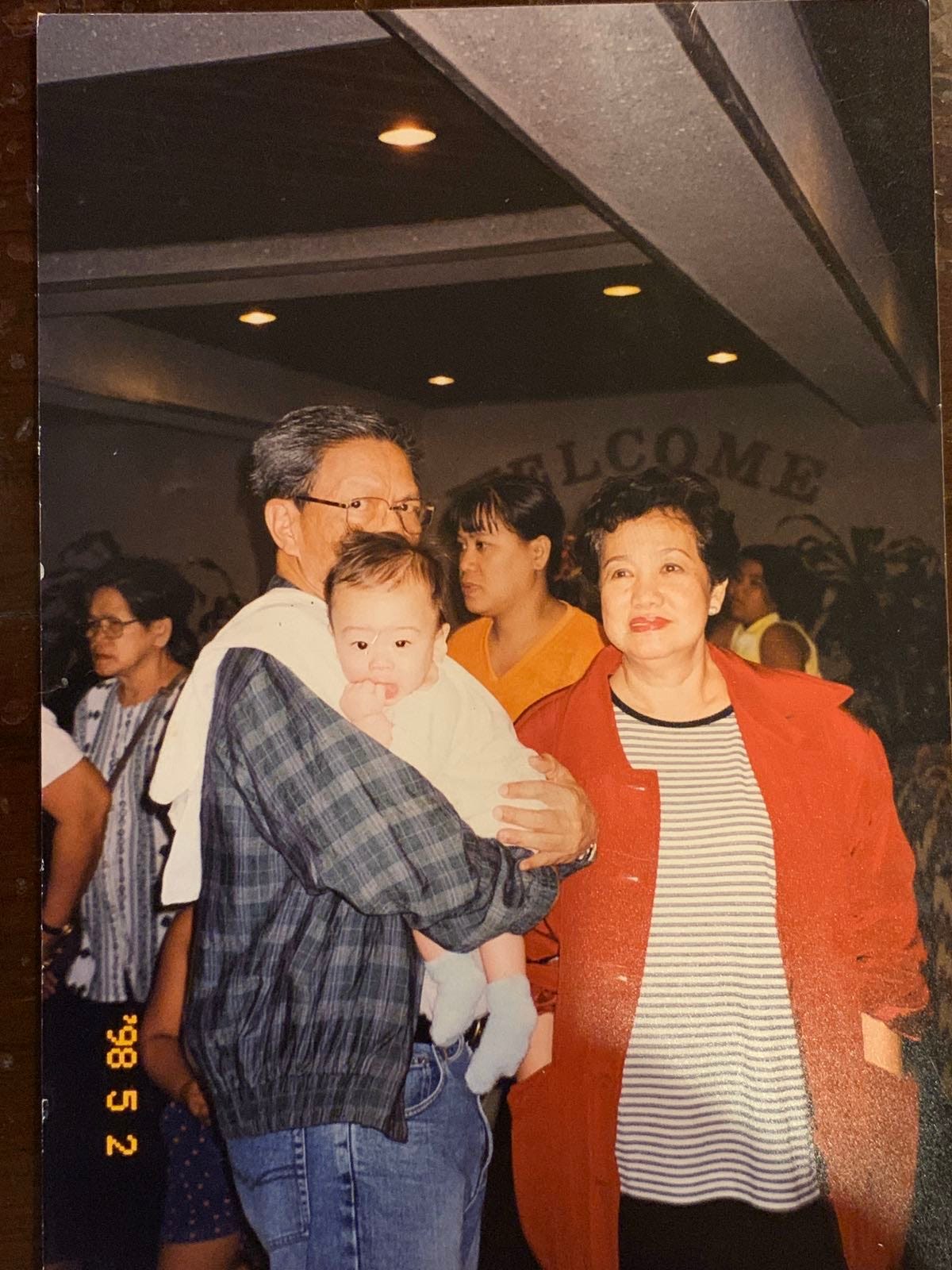 Tu Me Manques. French for I miss you, but when… | by Renzo Reyes | Medium