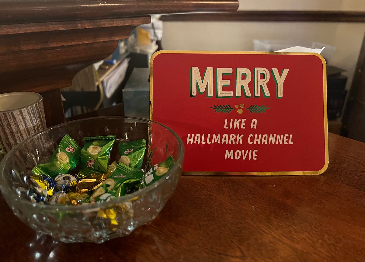 The Small Town So Quaint It’s Featured in Hallmark Christmas Movies ...