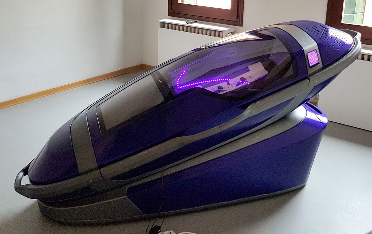 Sarco Suicide Pod Debut Raises More Questions than Answers | Zenite