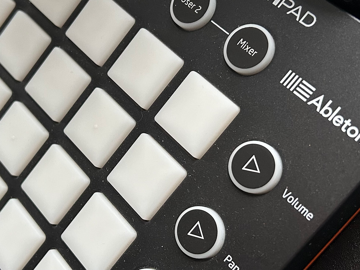 Program Novation Launchpad Buttons | by Niklas | Jan, 2024 | Medium