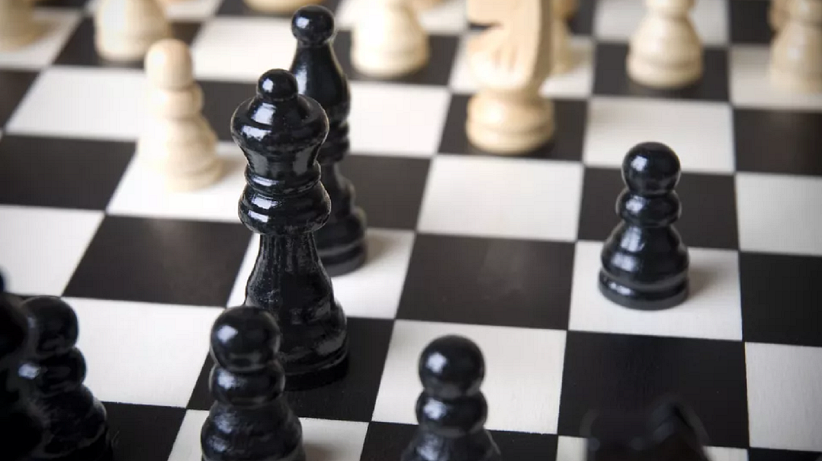 Nash equilibrium through difficulty adjustment | by Jon Gulson | The ...