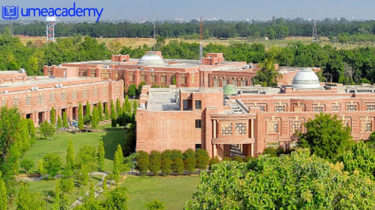 IIM Lucknow Executive MBA Overview - Chandanmaantech - Medium