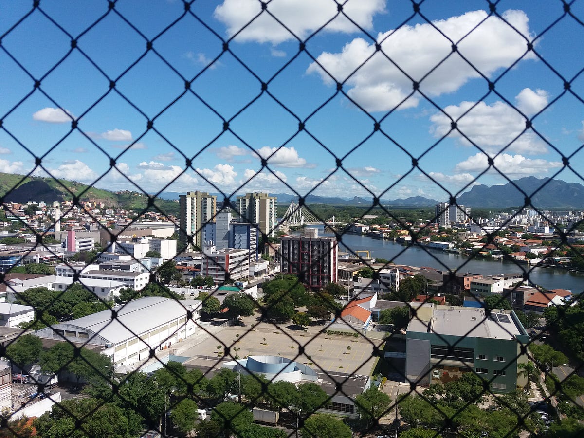 Só eu que estranho acordar em casa nova ? | by Kárisma | Medium