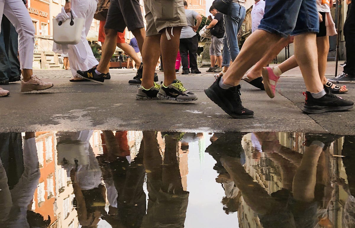 Are Social Medias the New Public Squares? | by Roberto Gasparini | Medium