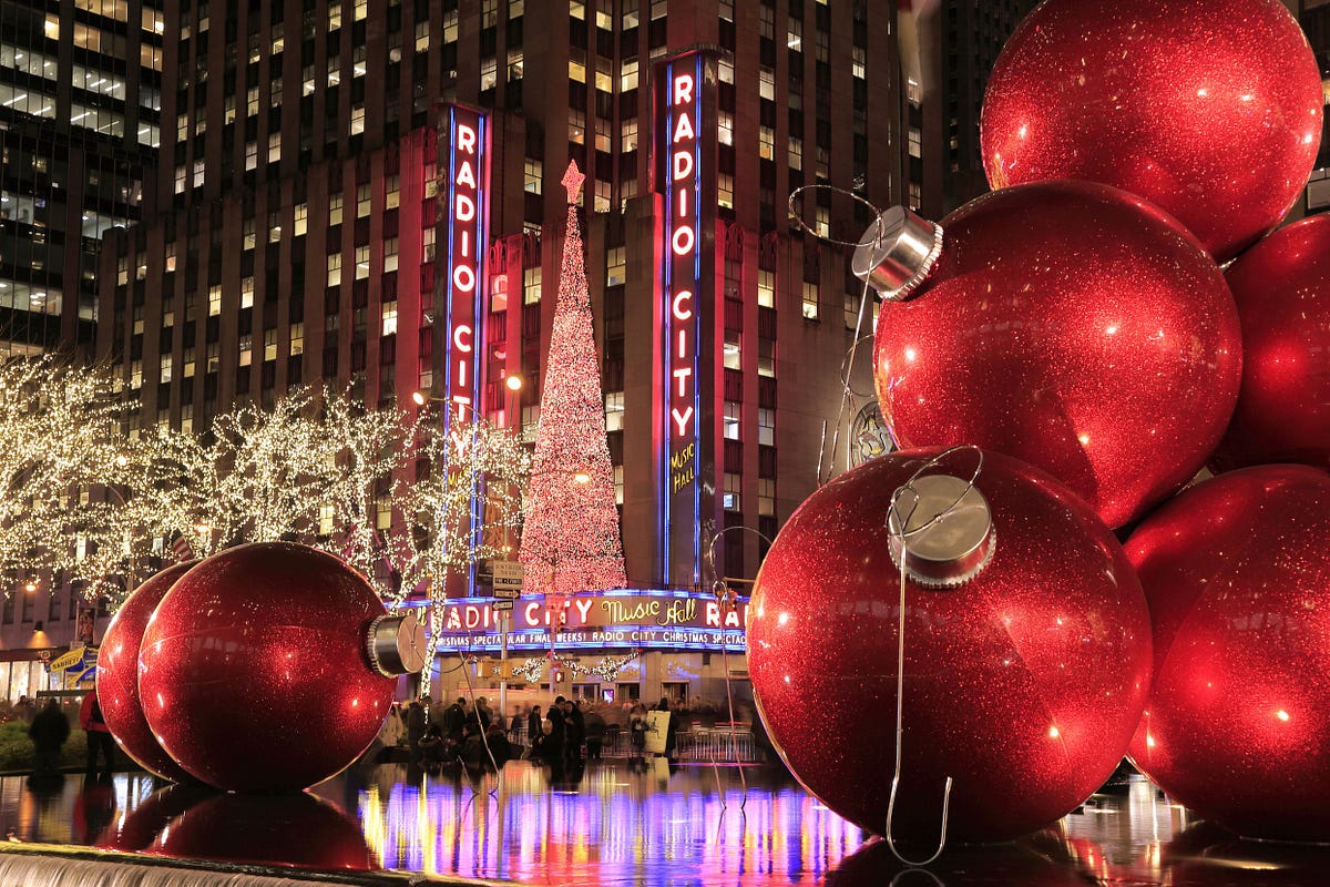 Why Holiday Season in New York City Sucks: A Closer Look | by Jed ...